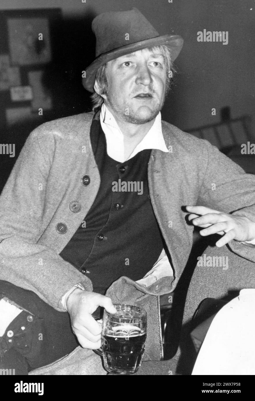 PETER BELLAMY IN A SCENE FROM THE FOLK BALLAD OPERA 'THE TRANSPORTS ...