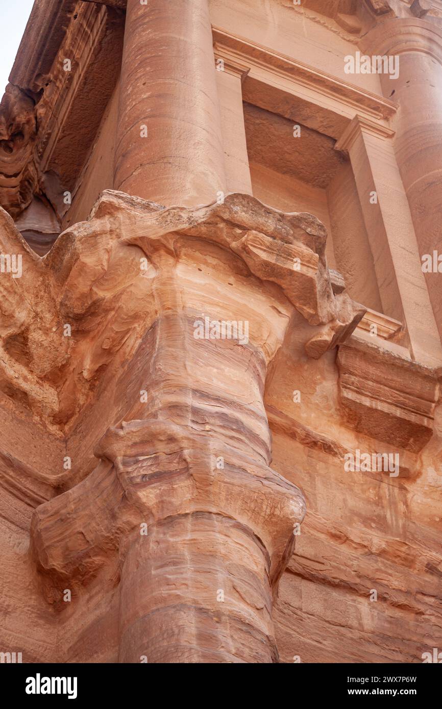 Engraved architecture hi-res stock photography and images - Alamy