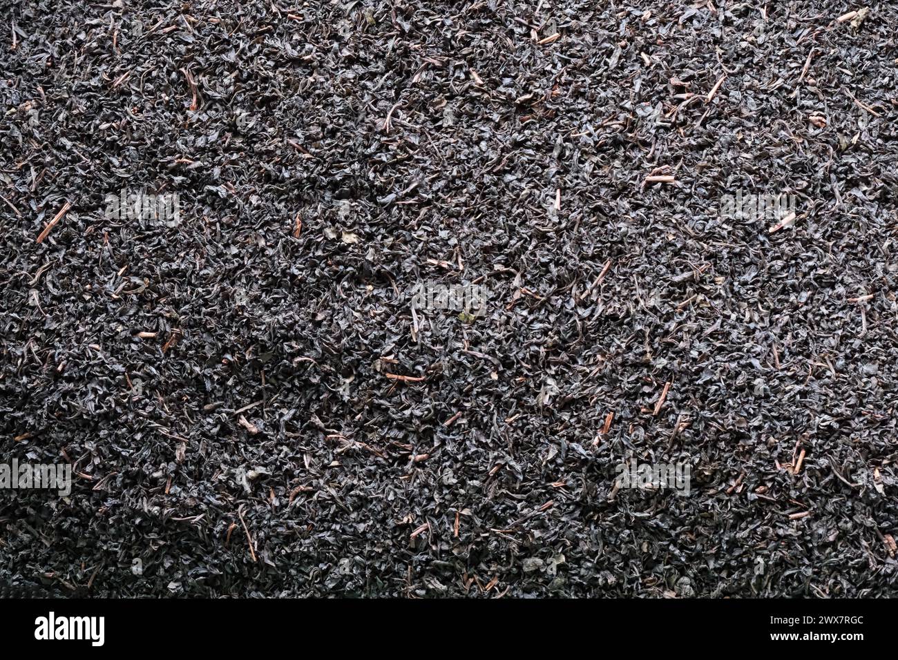 Dried Ceylon blend tea leaves close-up as background Stock Photo - Alamy