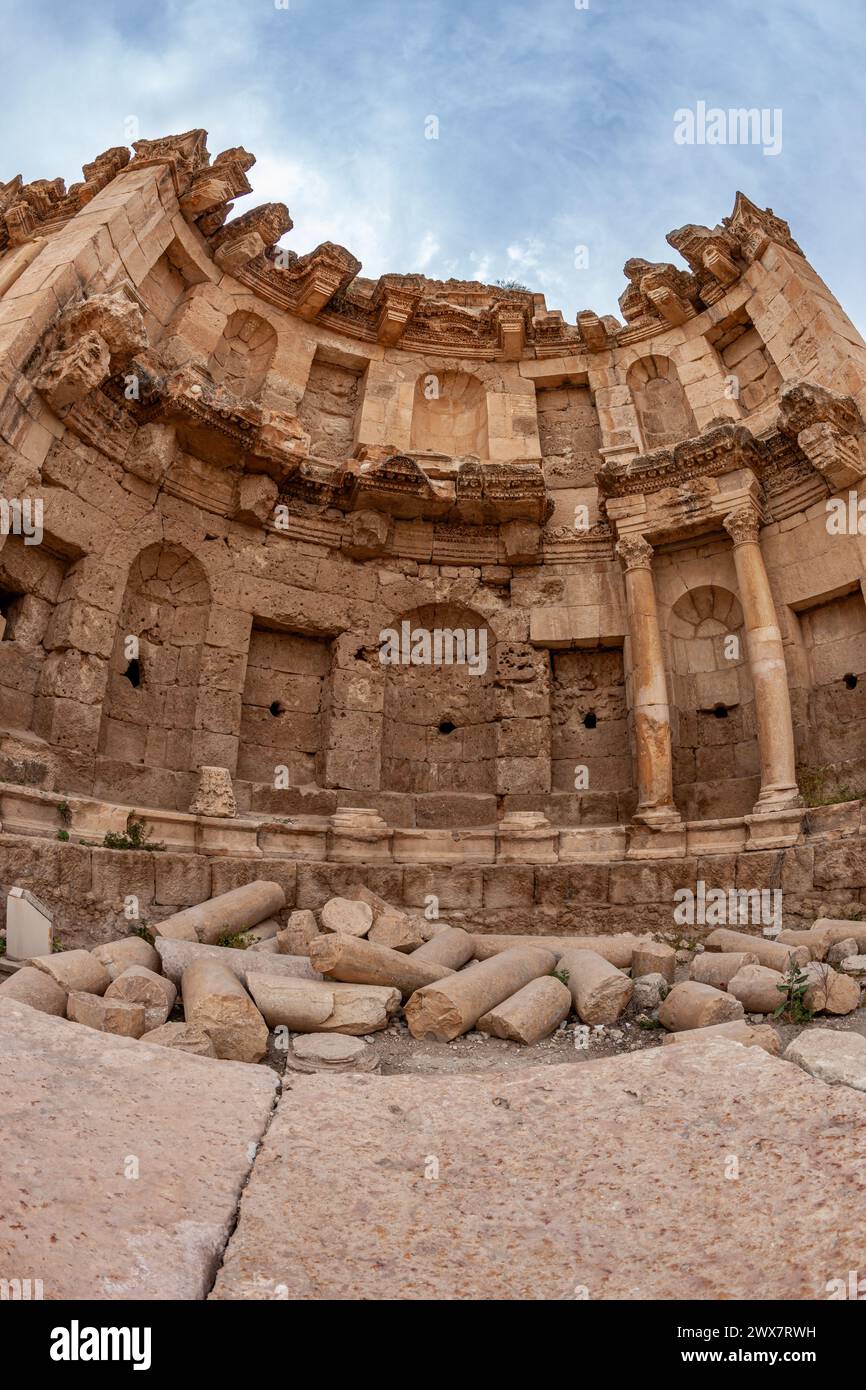 Jordan, Jerash, Ruins of Roman ancient town, nymphaeum Stock Photo - Alamy