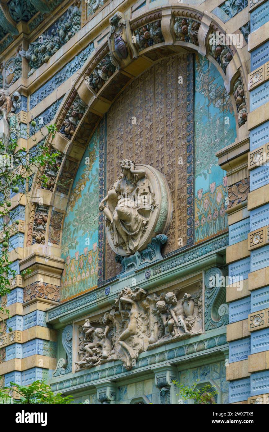 France, Île de France region, Paris 6th arrondissement, Saint-Germain ...