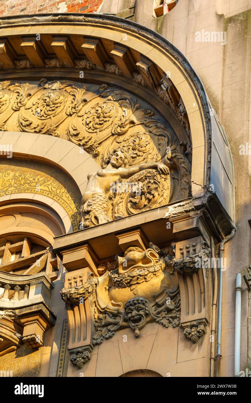 France, Region Grand Est, Marne, Reims, rue de Thillois, cinema opera house, Art Nouveau and Art ...