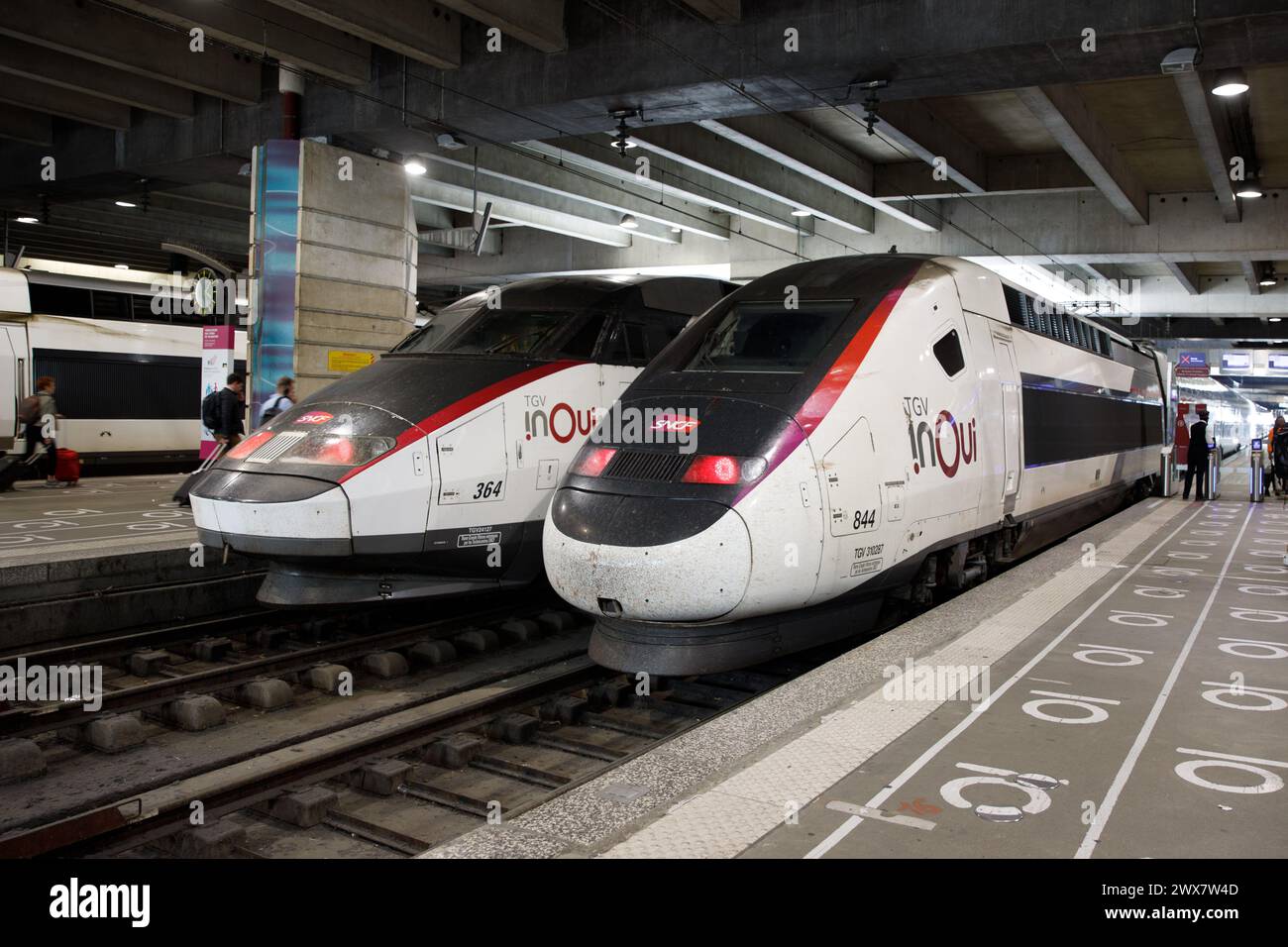 Tgv inoui hi-res stock photography and images - Alamy