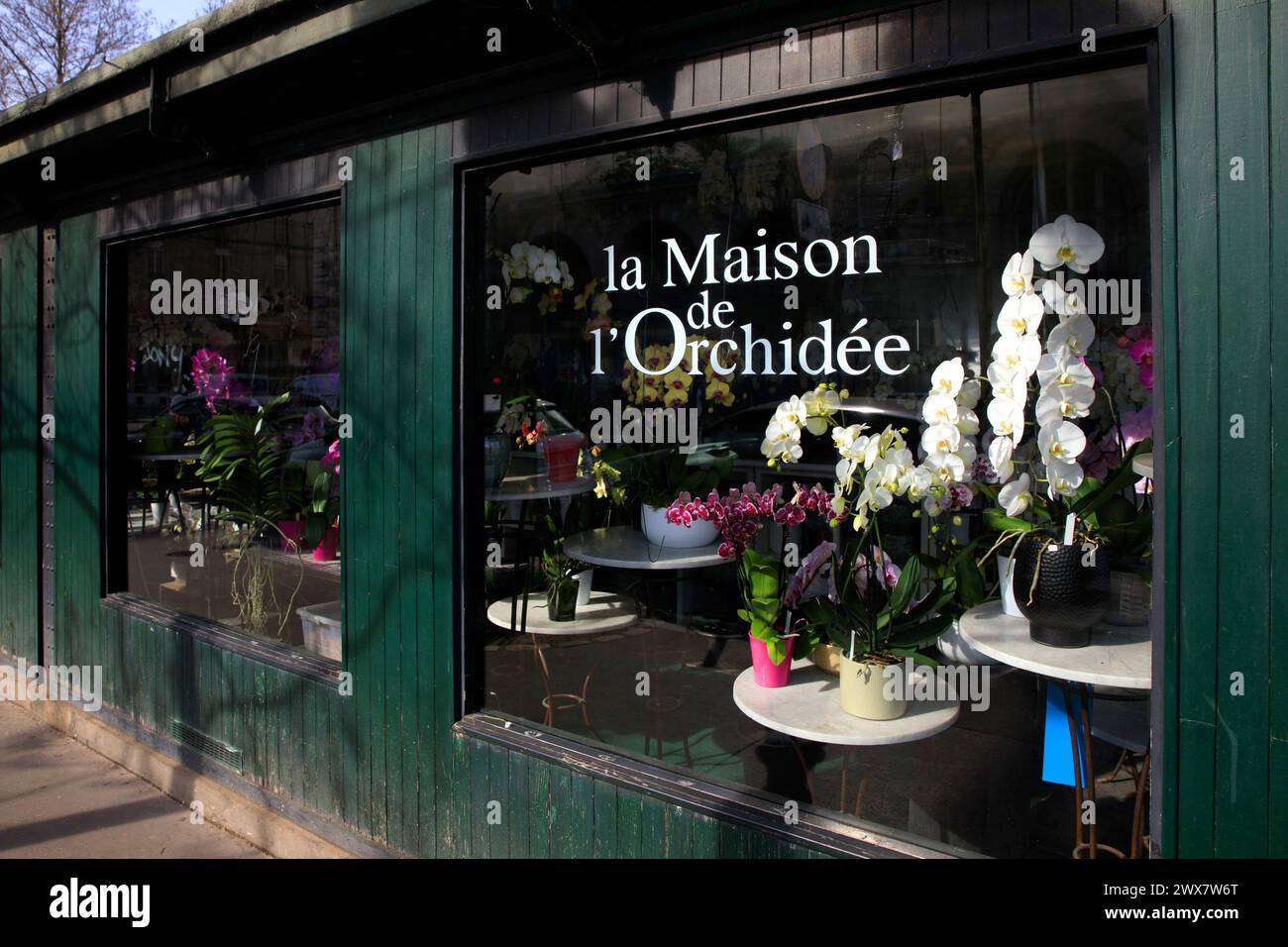 La maison de la reine elizabeth ii hi-res stock photography and images ...