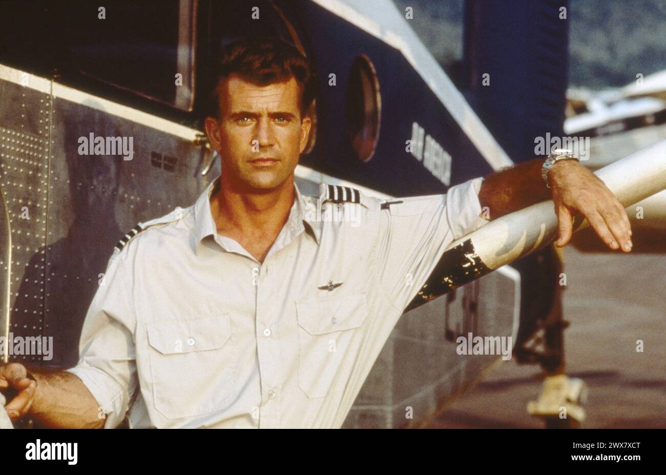 Airplane film 1990 hi-res stock photography and images - Alamy