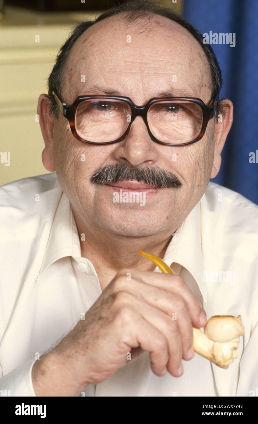 Portrait of French actor Jacques Legras at home, in the 9th ...