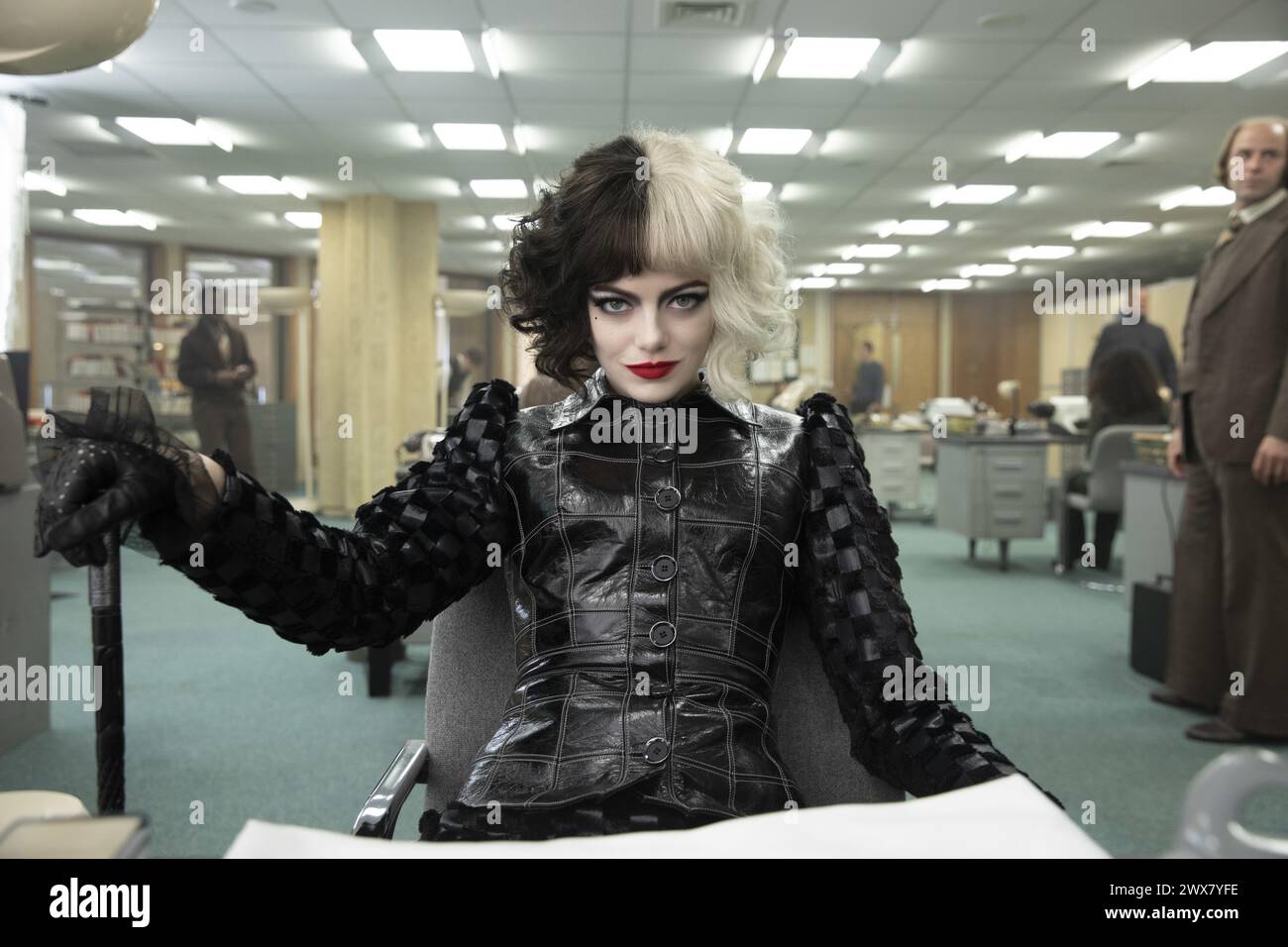 Cruella Year : 2021 USA Director : Craig Gillespie Emma Stone Stock ...
