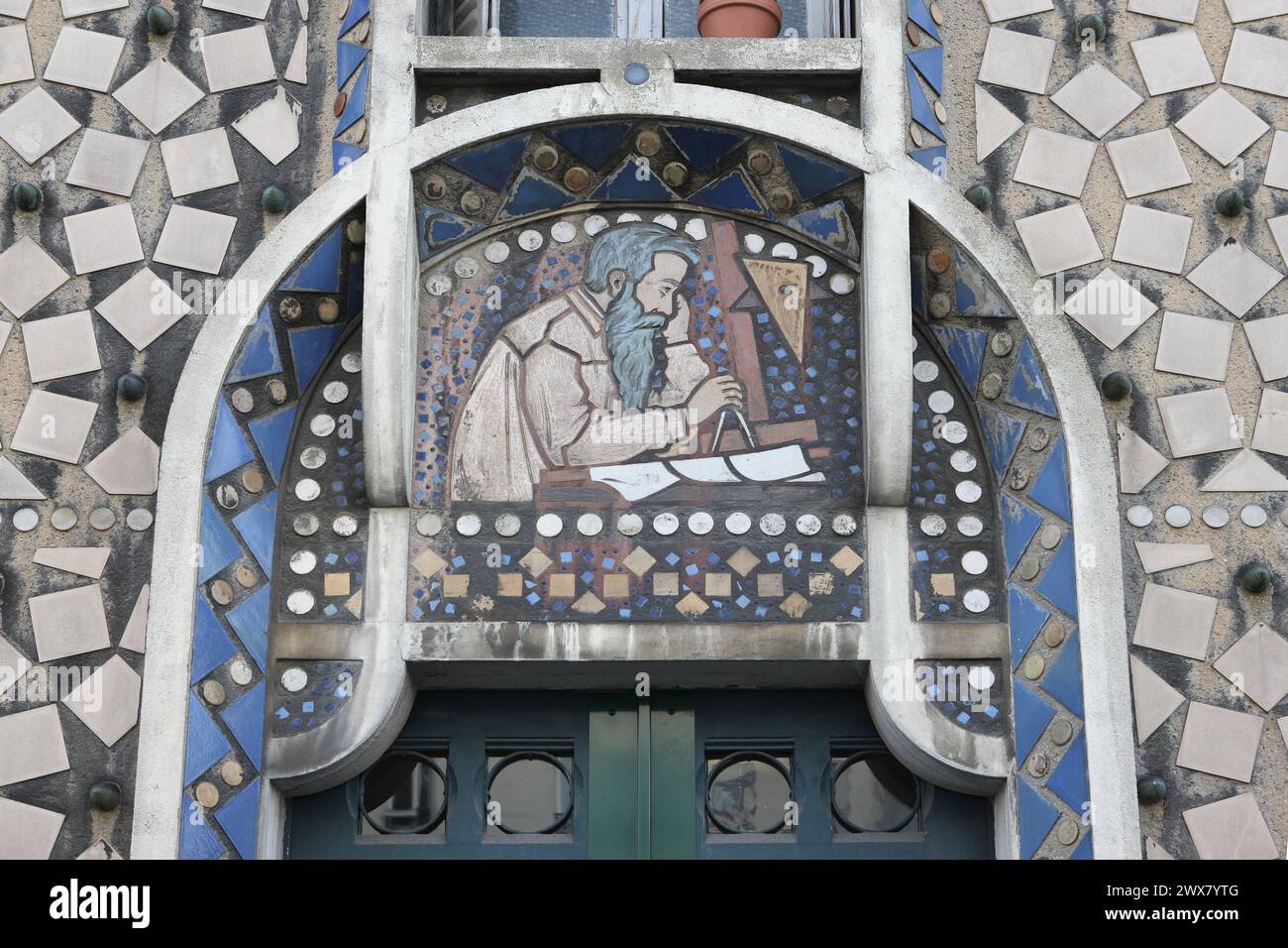 Building located 185 rue Belliard in Paris, 18th arrondissement Date ...