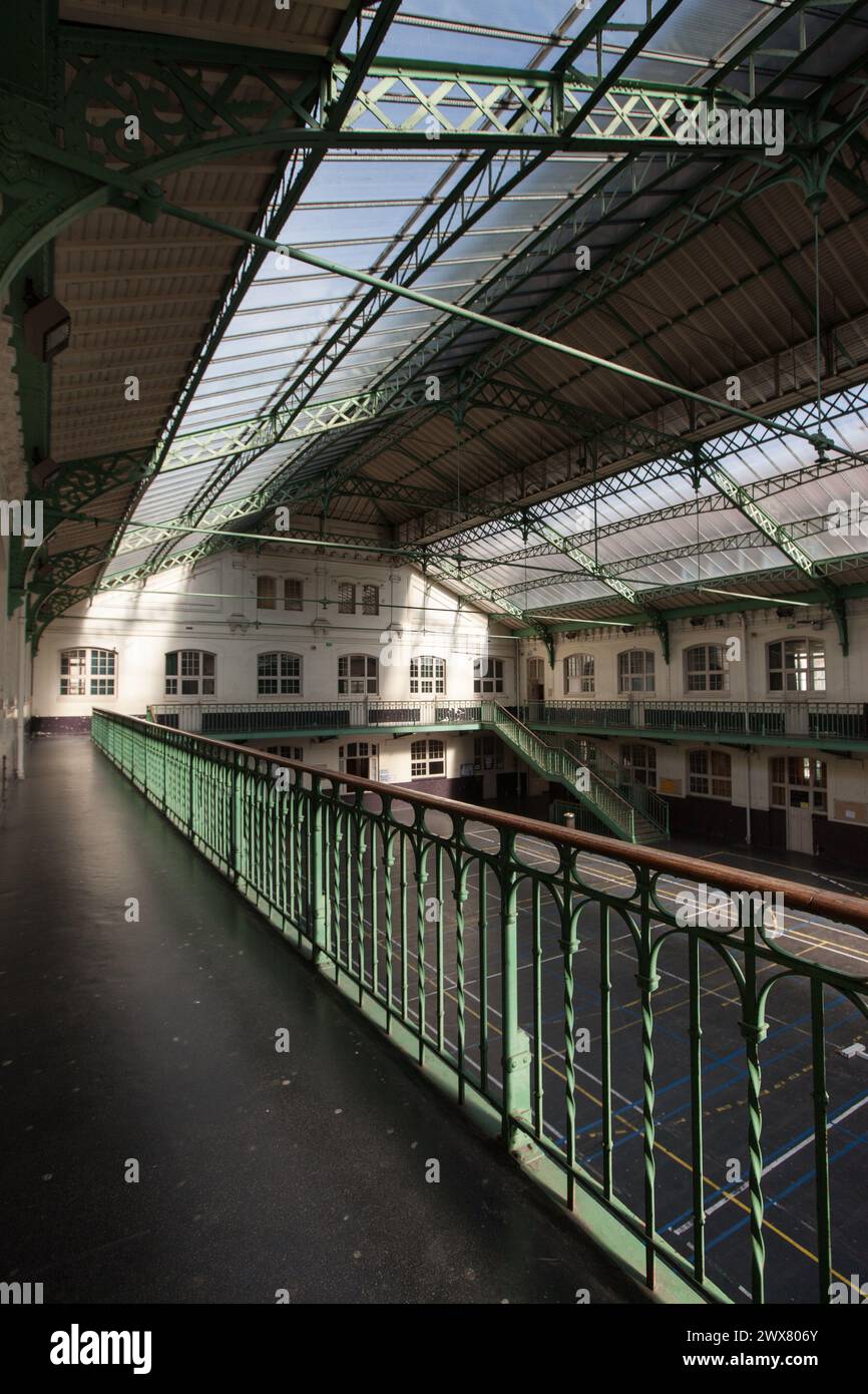 Paris, 145 boulevard Malesherbes, lycee carnot, la marquise, building ...
