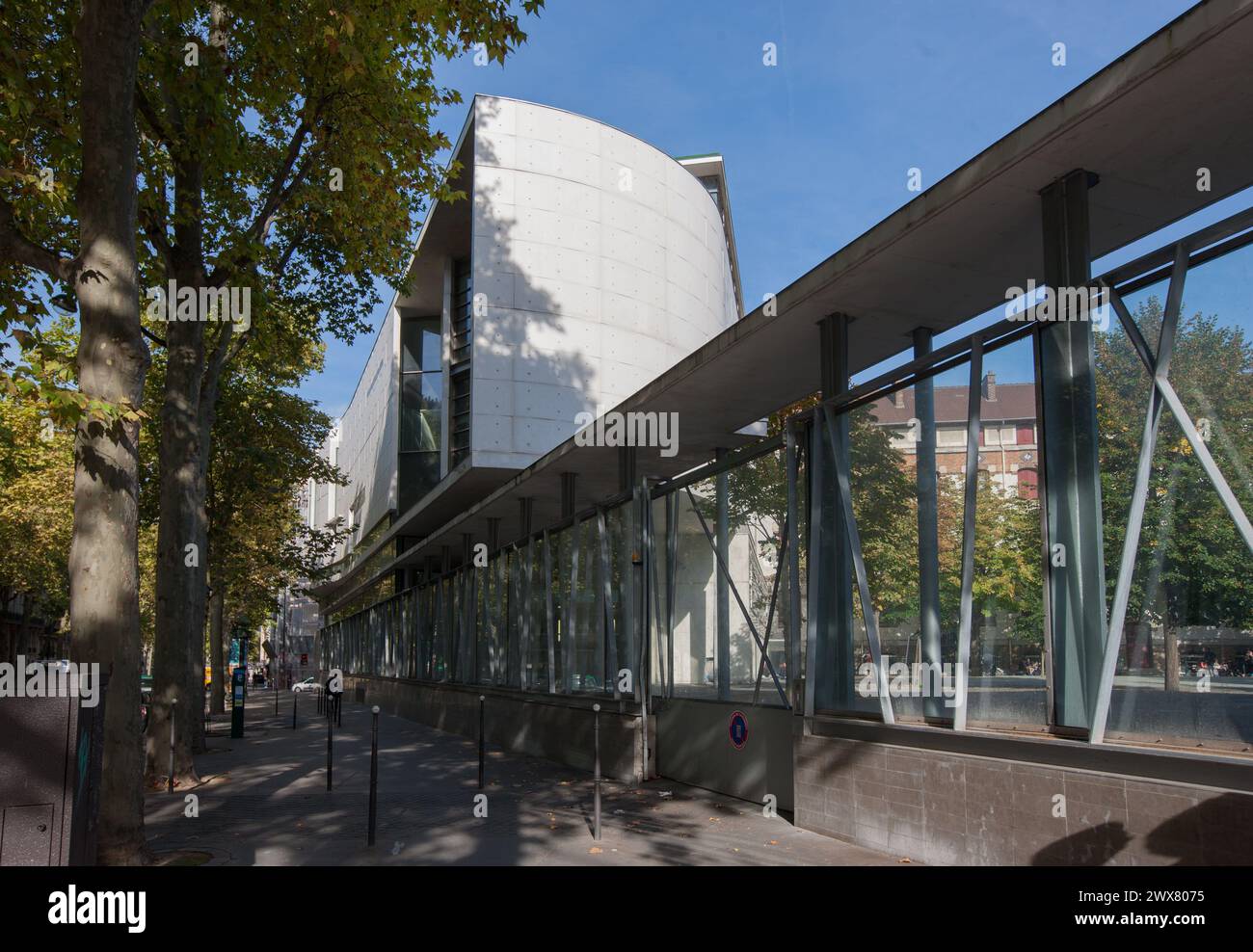 Paris, 145 boulevard Malesherbes, Lycée Carnot, facades of brand new ...