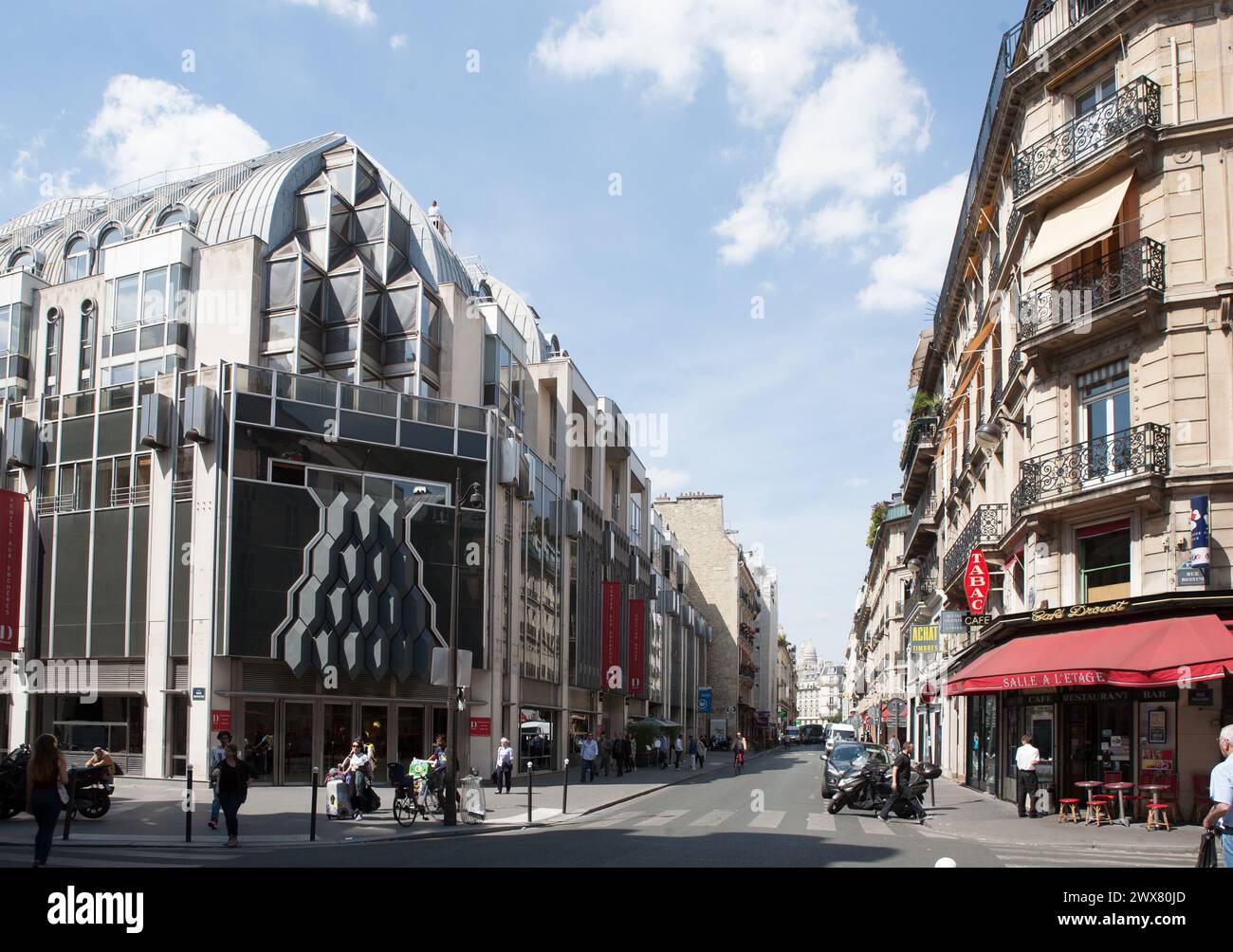 Drouot auctions hi-res stock photography and images - Alamy