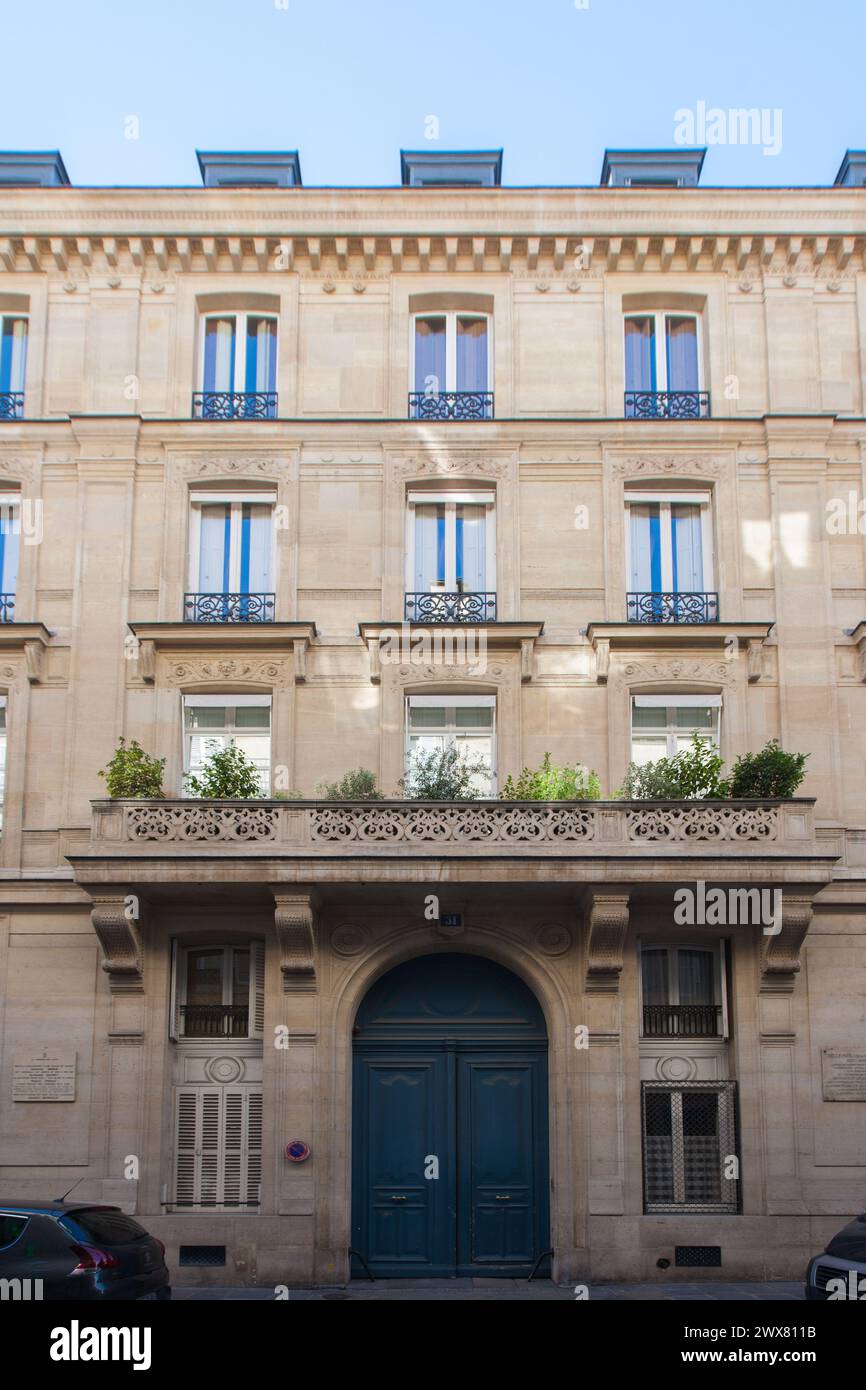 Paris, 7th arrondissement, 31 rue de Bellechasse, building where lived ...