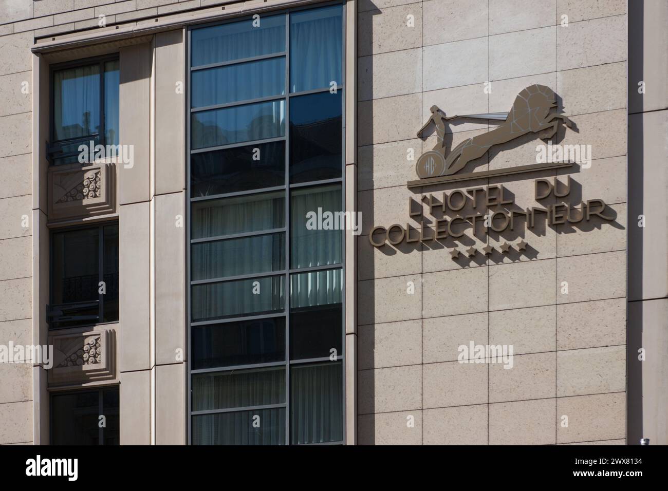 Paris, 8th arrondissement, rue de courcelles, l'hotel du collectionneur ...