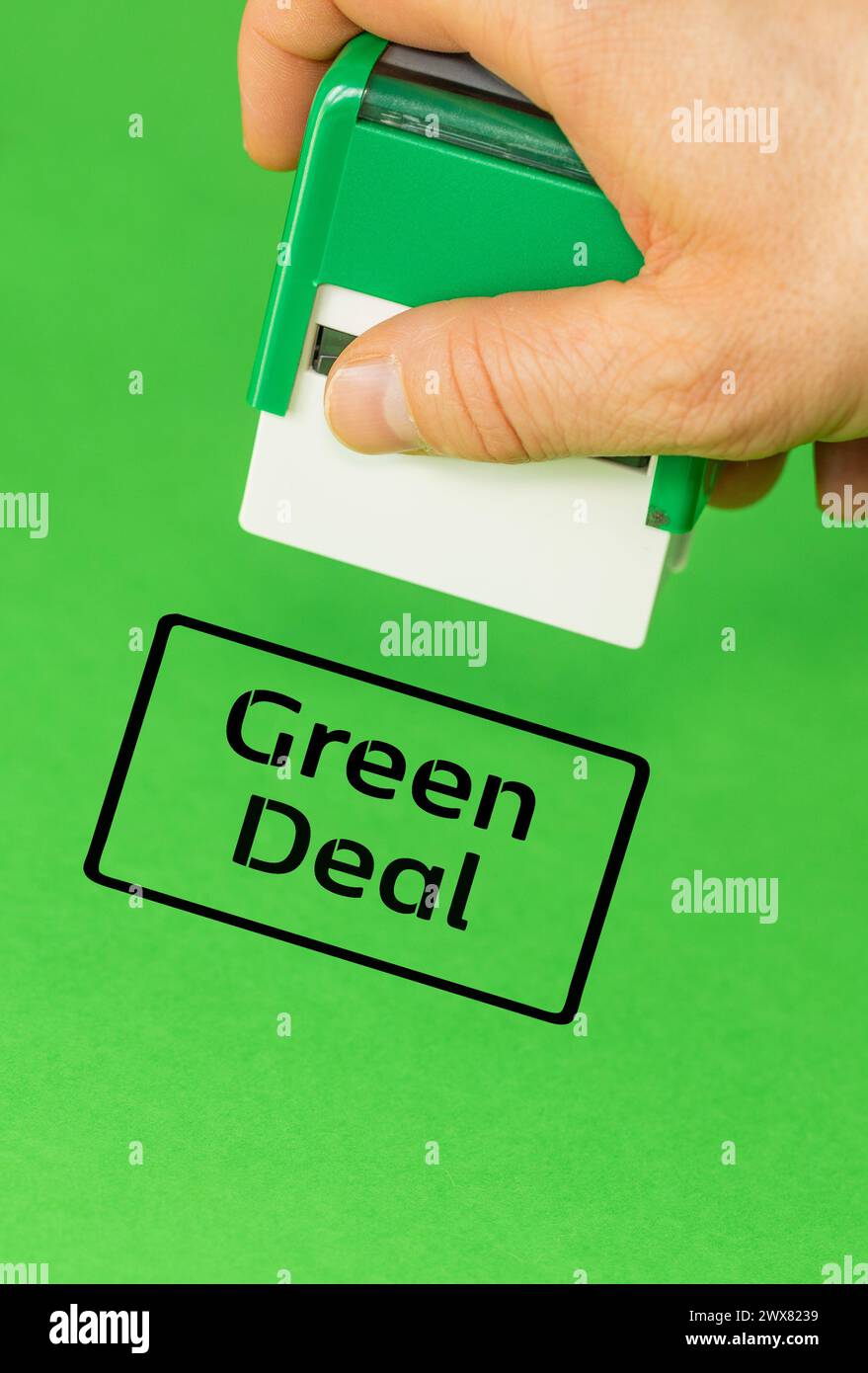 Environmental engineer green deal hi-res stock photography and images ...