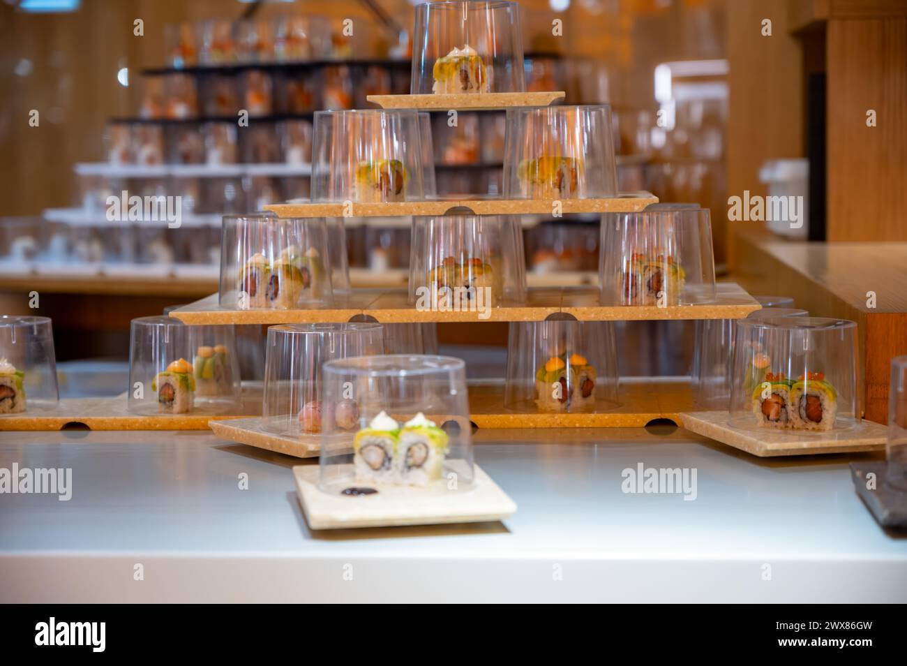 Moving sushi restaurant hi-res stock photography and images - Alamy