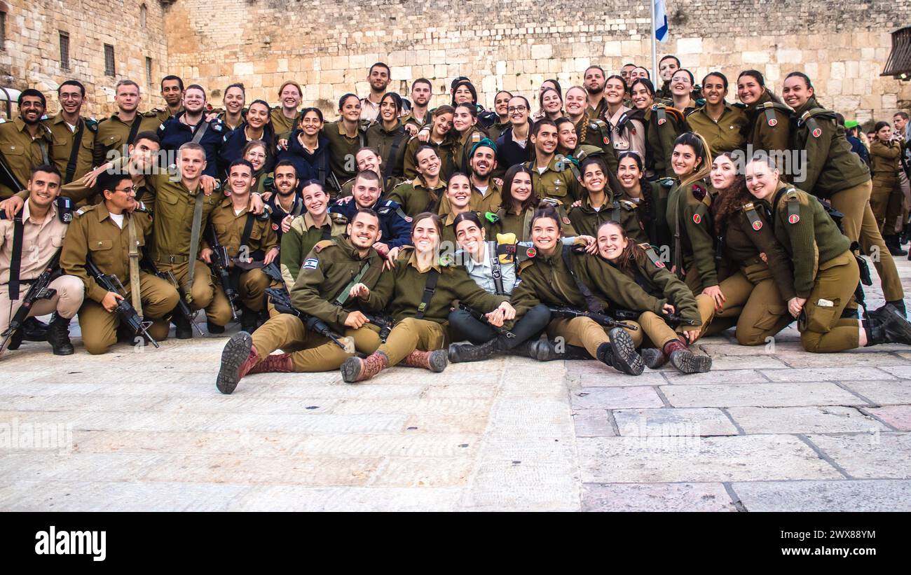 Portrait of a group of soldiers, Induction ceremony for new graduates ...