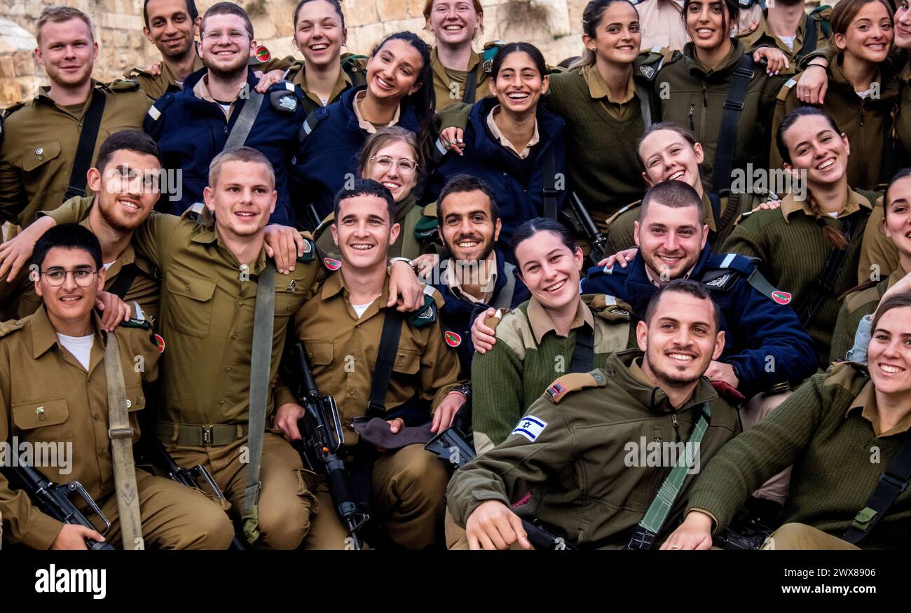Portrait of a group of soldiers, Induction ceremony for new graduates ...