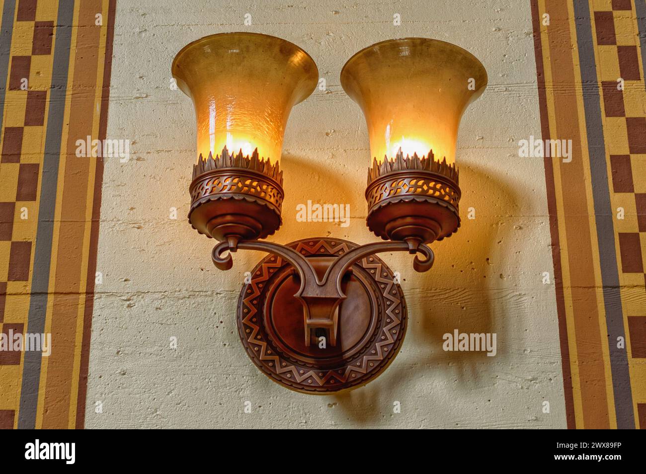 Library lamp hi-res stock photography and images - Alamy
