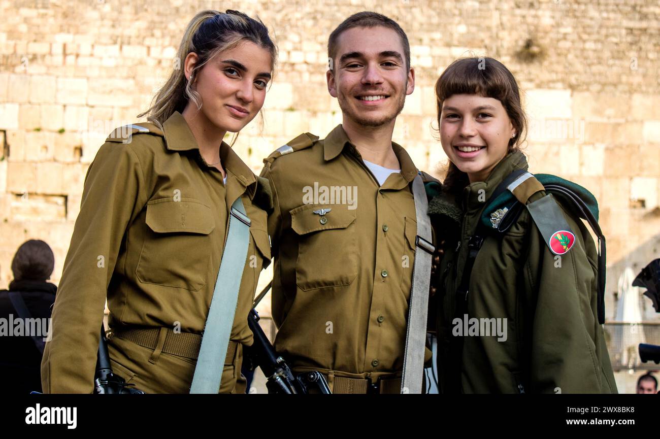 Portrait of soldiers, Induction ceremony for new graduates of the IDF ...