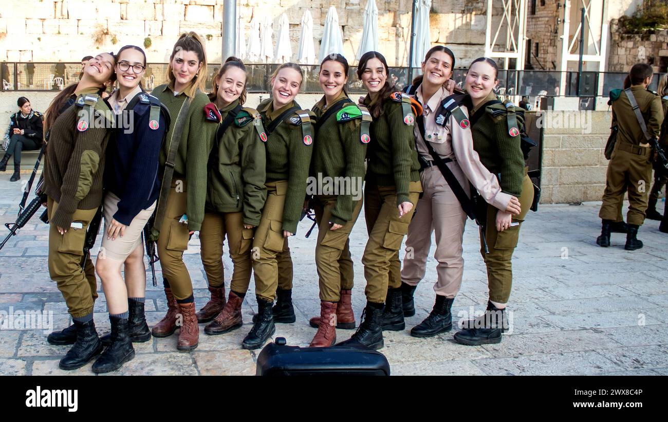 Portrait of soldiers, Induction ceremony for new graduates of the IDF ...
