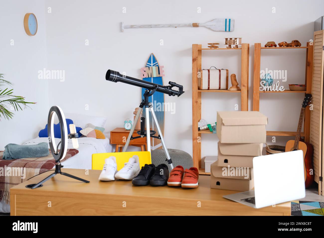 Interior of teenage blogger's room with table and stuff Stock Photo - Alamy