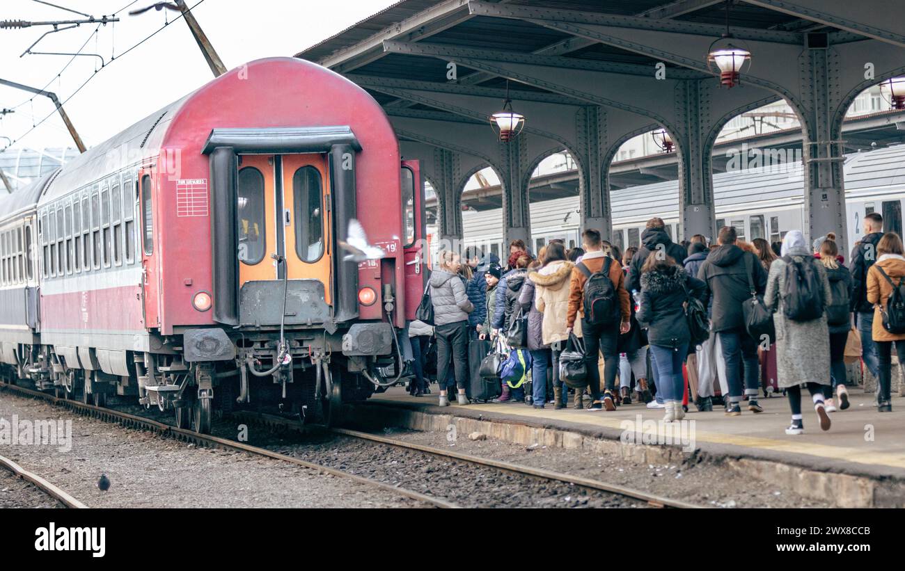 Train at Bucharest North Railway Station (Gara de Nord Bucuresti Stock ...