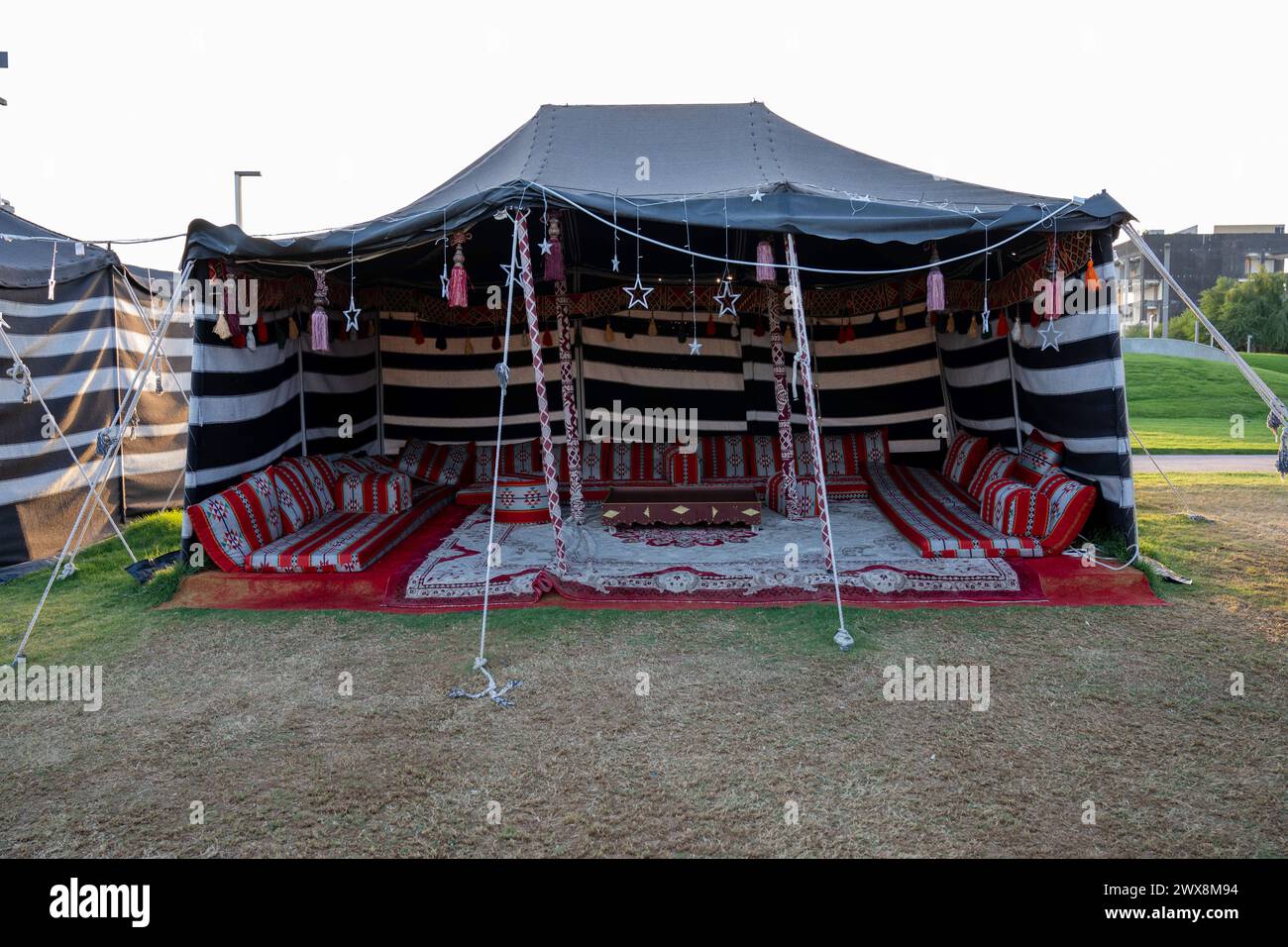 Nomad camp saudi arabia hi-res stock photography and images - Alamy