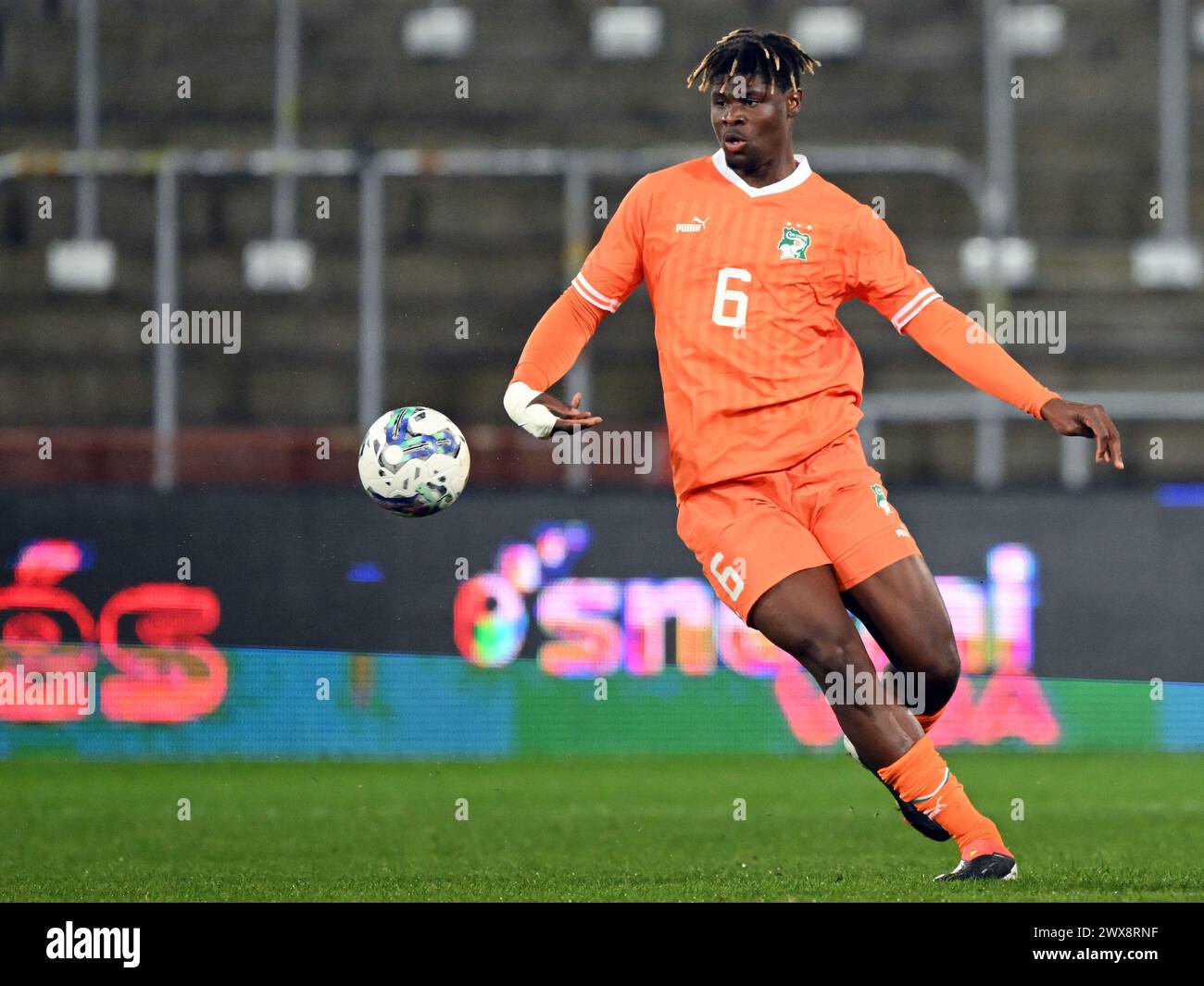 LENS - Emmanuel Agbadou of Ivory Coast during the friendly Interland ...