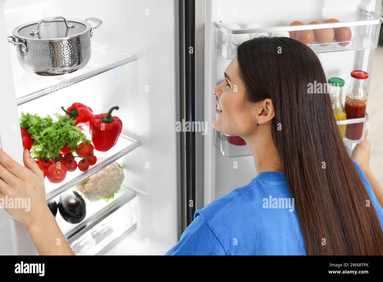 Refrigerator back hi-res stock photography and images - Alamy