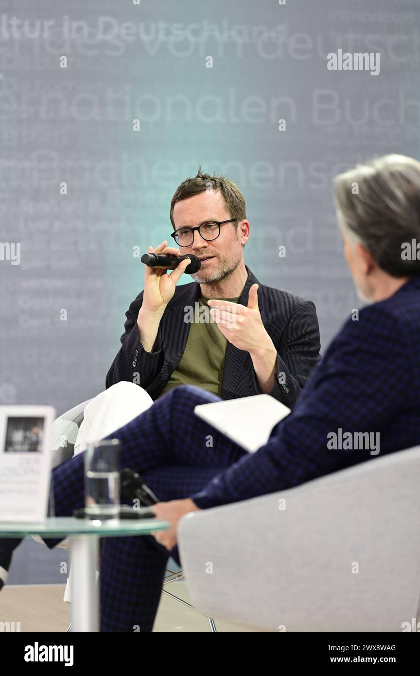 Philipp Felsch im Gespräch zu seinem Buch 'Der Philosoph: Habermas und ...