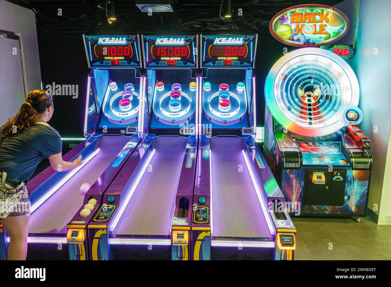 People playing video games arcade hi-res stock photography and images ...