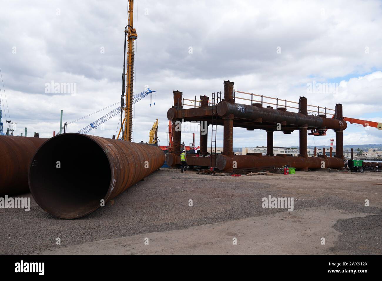 Construction is underway for the new Dry Dock 5 project at Pearl Harbor ...