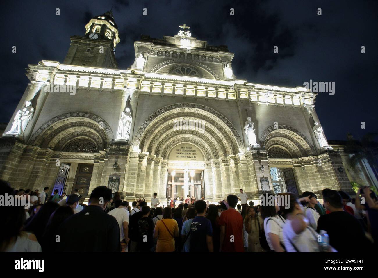 Manila, Metro Manila, Philippines. 28th Mar, 2024. Thousands of devotees flock The Manila ...