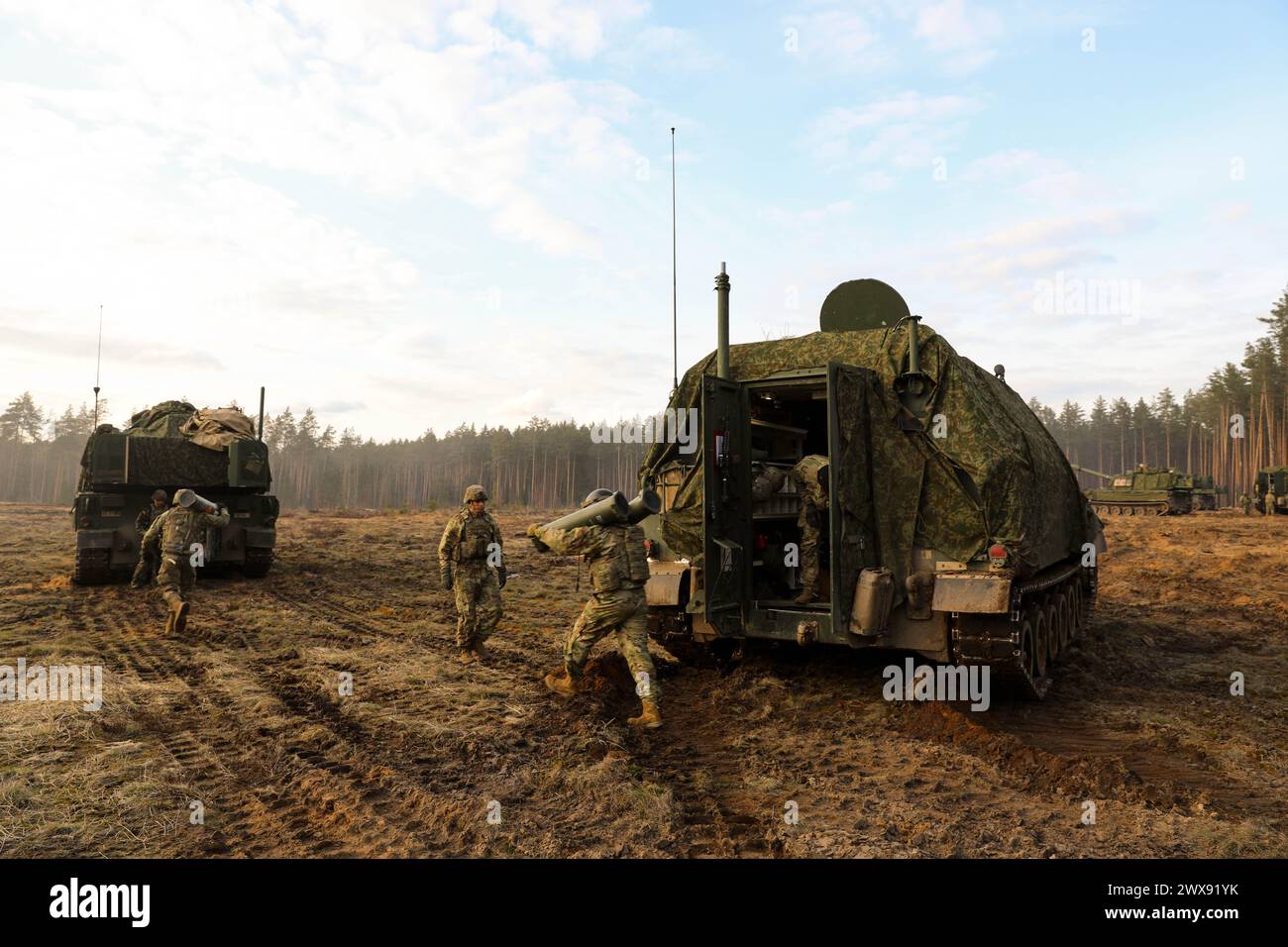 9th field artillery regiment hi-res stock photography and images - Alamy