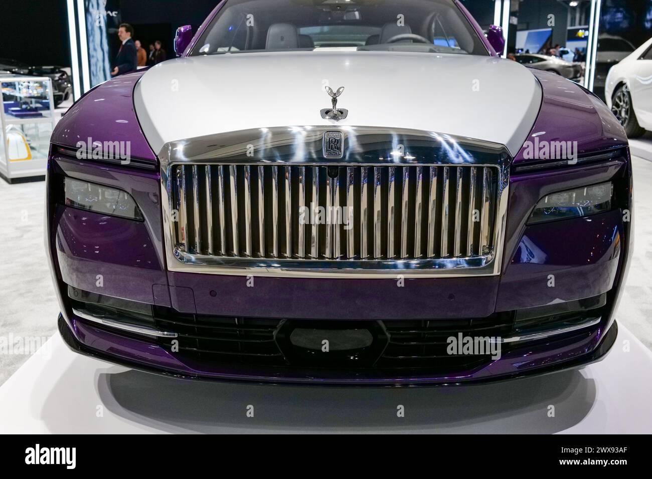 2024 auto trends hi-res stock photography and images - Alamy