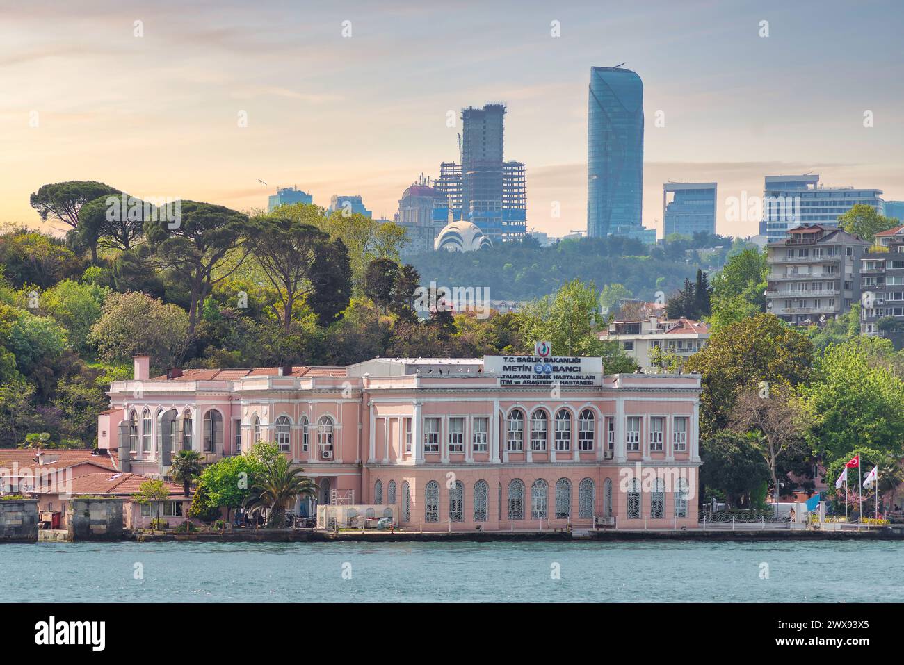 Hospital metin sabanci hi-res stock photography and images - Alamy