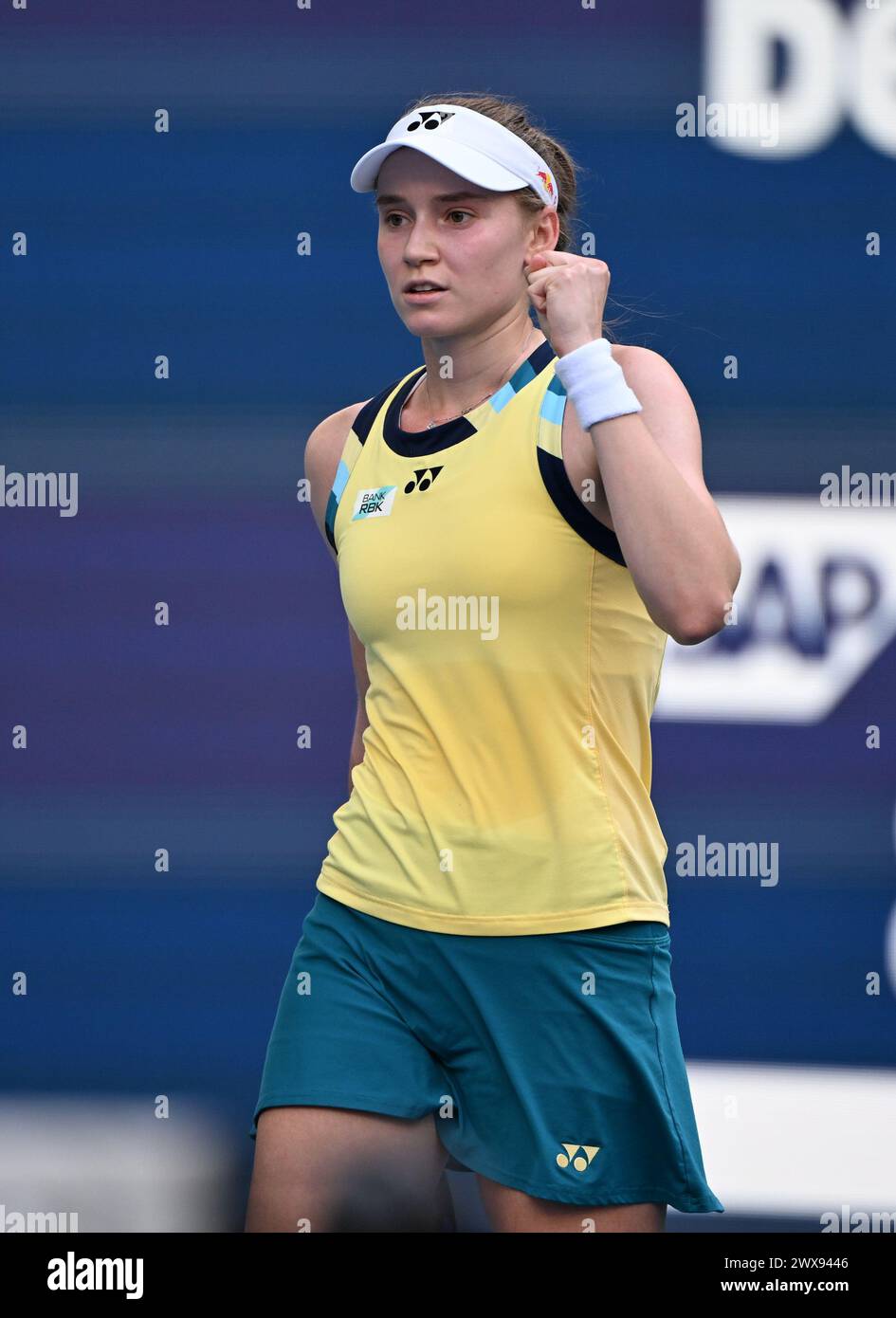 MIAMI GARDENS FL - MARCH 28: Victoria Azarenka Vs Elena Rybakina during ...