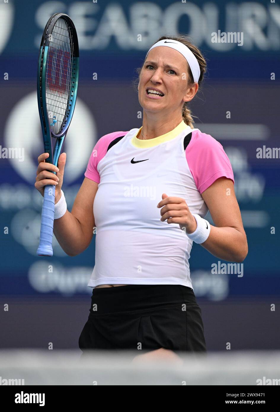 MIAMI GARDENS FL - MARCH 28: Victoria Azarenka Vs Elena Rybakina during ...