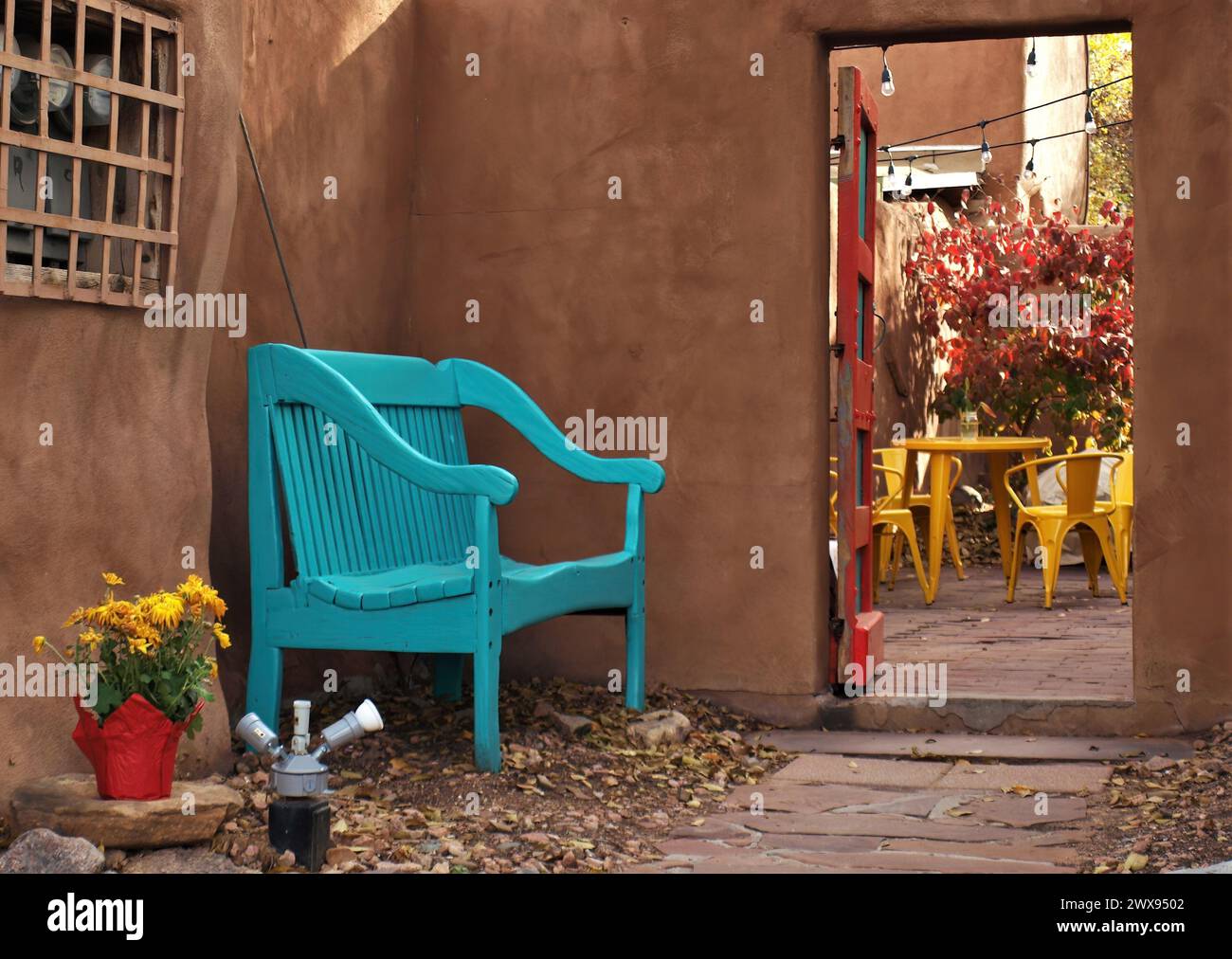 Entry road art hi-res stock photography and images - Alamy