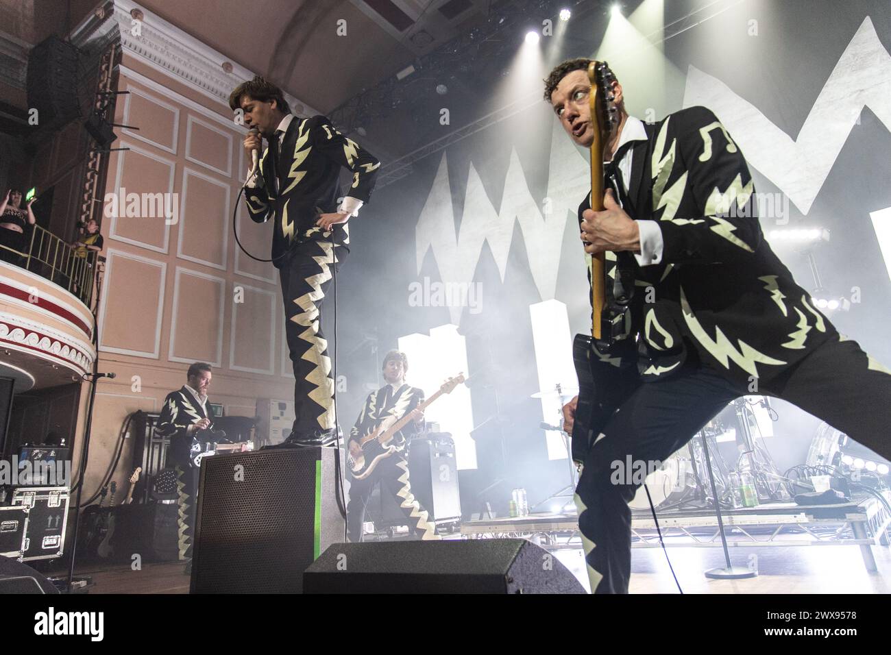 The hives band 2024 hi-res stock photography and images - Alamy
