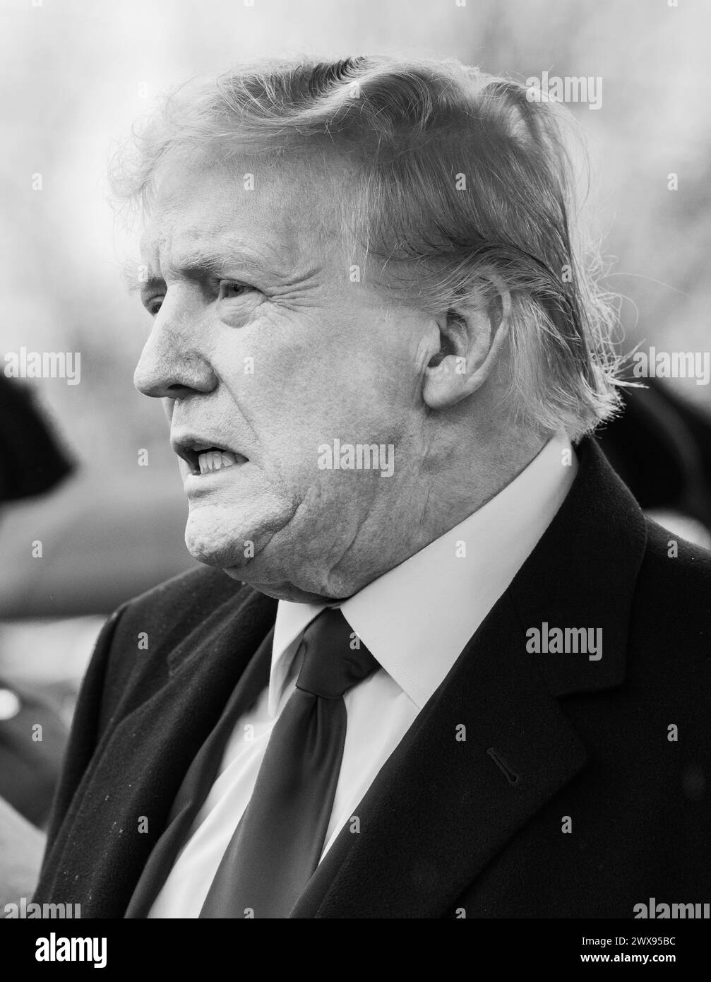 Police officer jonathan diller Black and White Stock Photos & Images ...