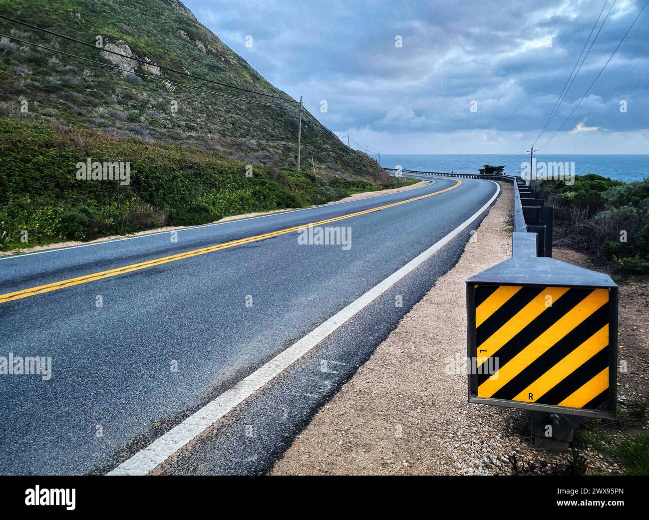Guardrails hi-res stock photography and images - Alamy