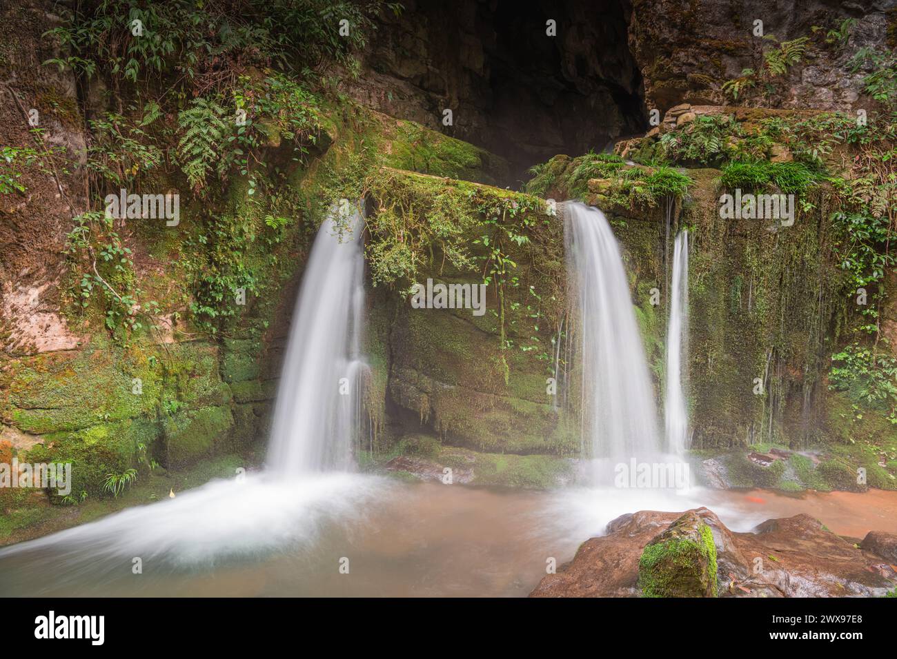 Waterfall at Wulong National Park, Chongqing, China the most famous ...