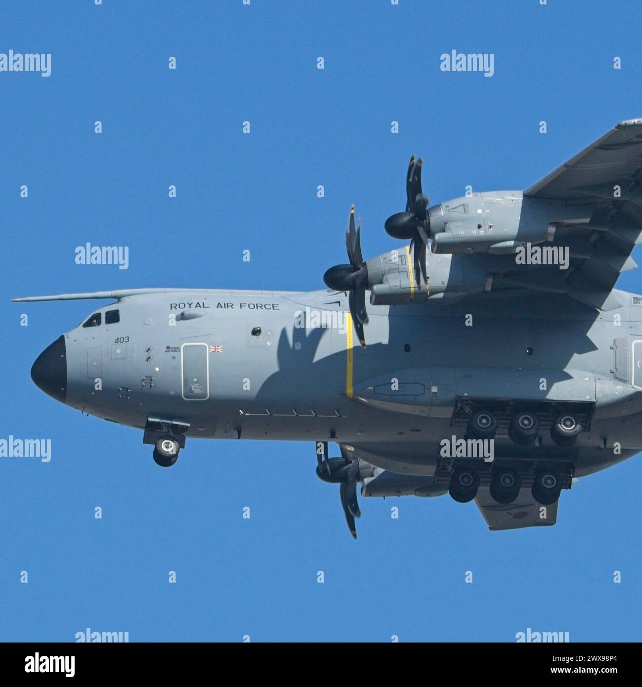 Aircraft airbus a400m atlas hi-res stock photography and images - Alamy