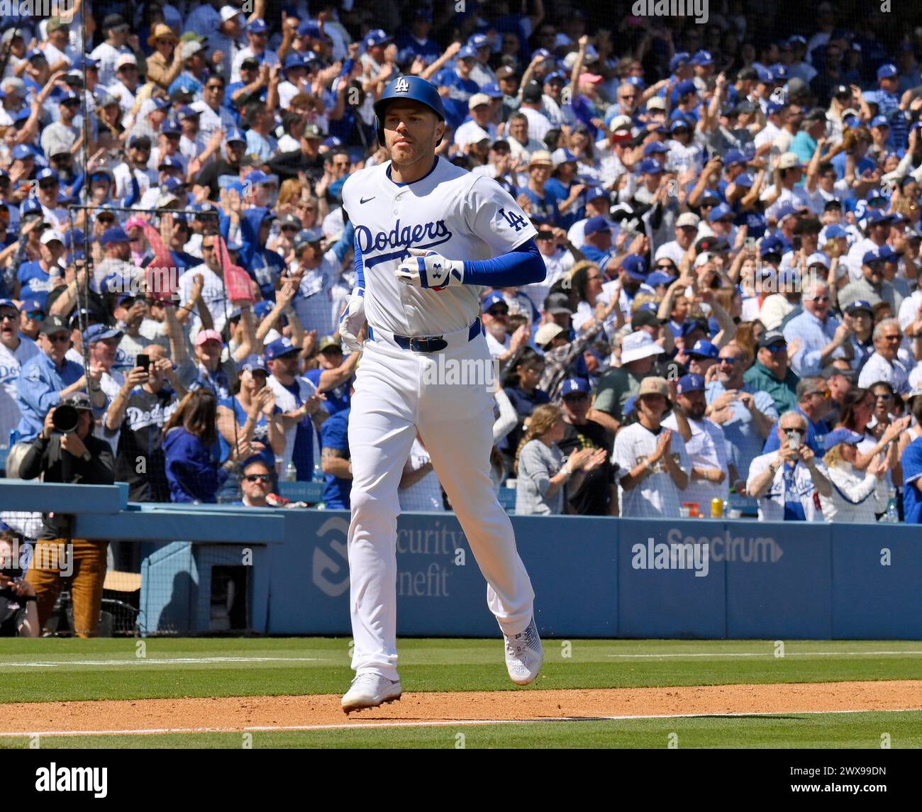 Los Angeles, United States. 28th Mar, 2024. Los Angeles Dodgers first ...