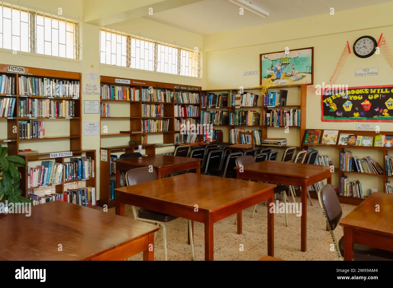 Concrete library interior hi-res stock photography and images - Alamy