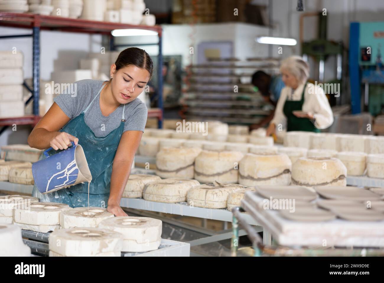 Plaster casting craft hi-res stock photography and images - Alamy