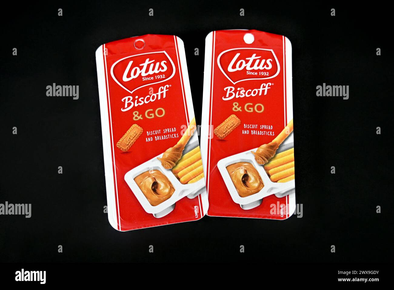 Lotus biscoff and go hi-res stock photography and images - Alamy