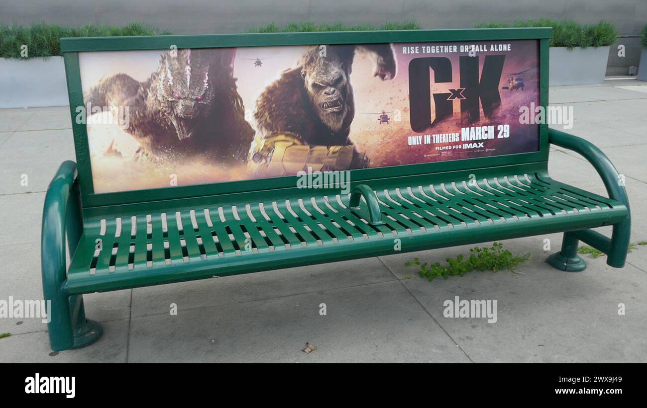 Godzilla king kong hi-res stock photography and images - Alamy