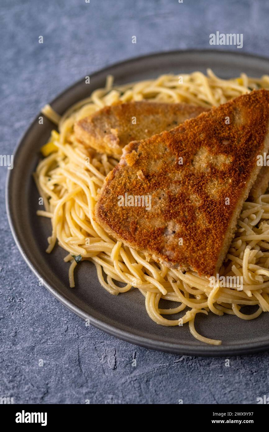 Breaded tuna hi-res stock photography and images - Alamy